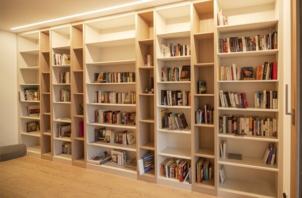 Bespoke Fitted Bookcases | Custom Bookshelves | Urban Wardrobes