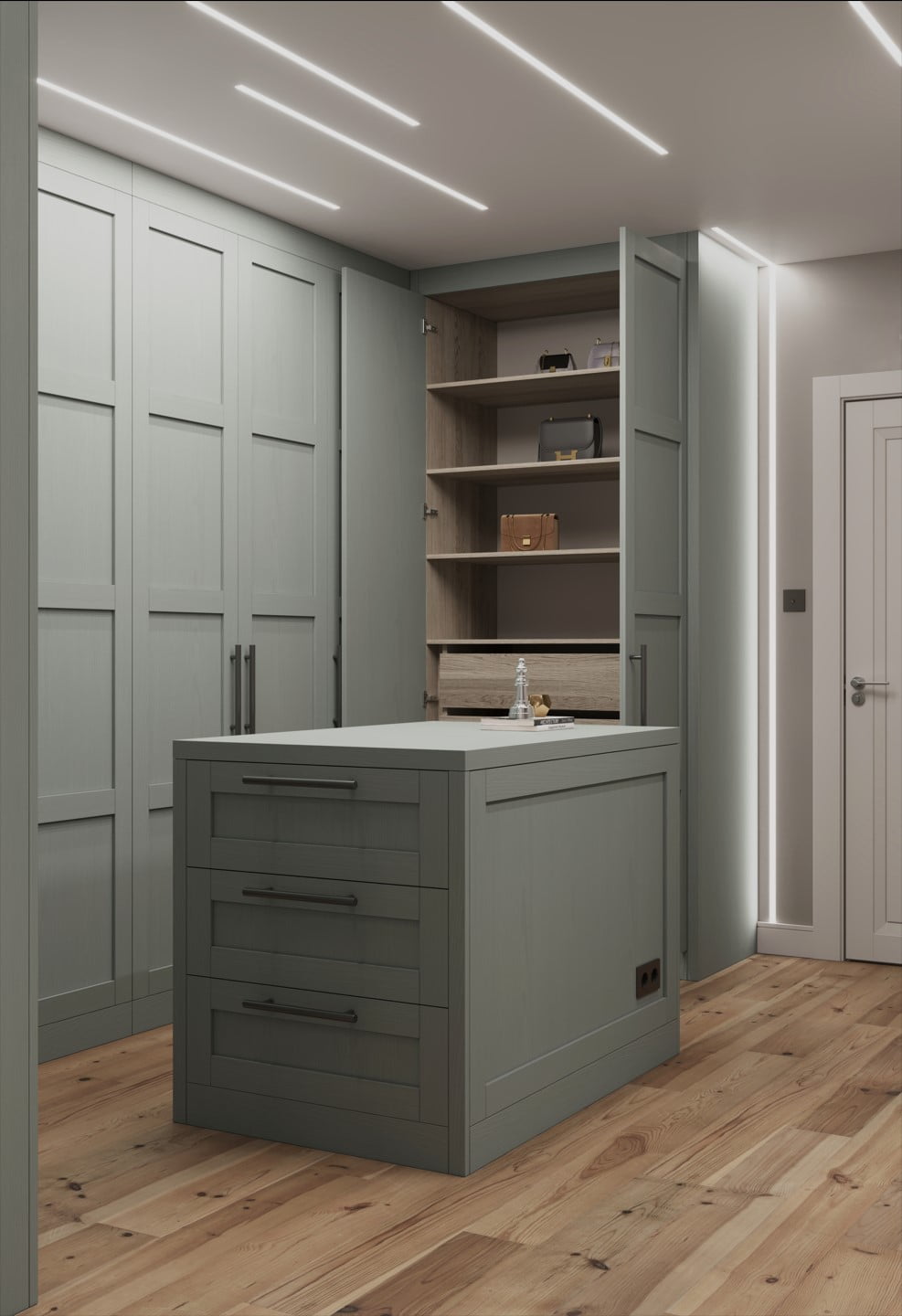 Traditional victorian style walk in wardrobes with wooden lacquered ...