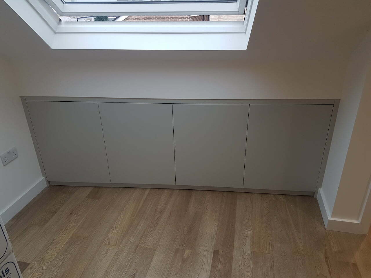 Loft storage, Fitzrovia - UrbanWardrobes.co.uk