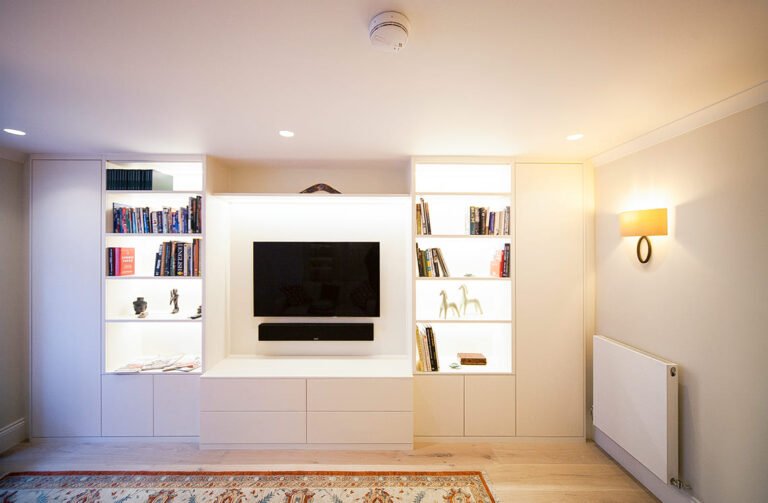 Built In Media and TV Units | Bespoke TV Cabinets and Stands | Urban ...